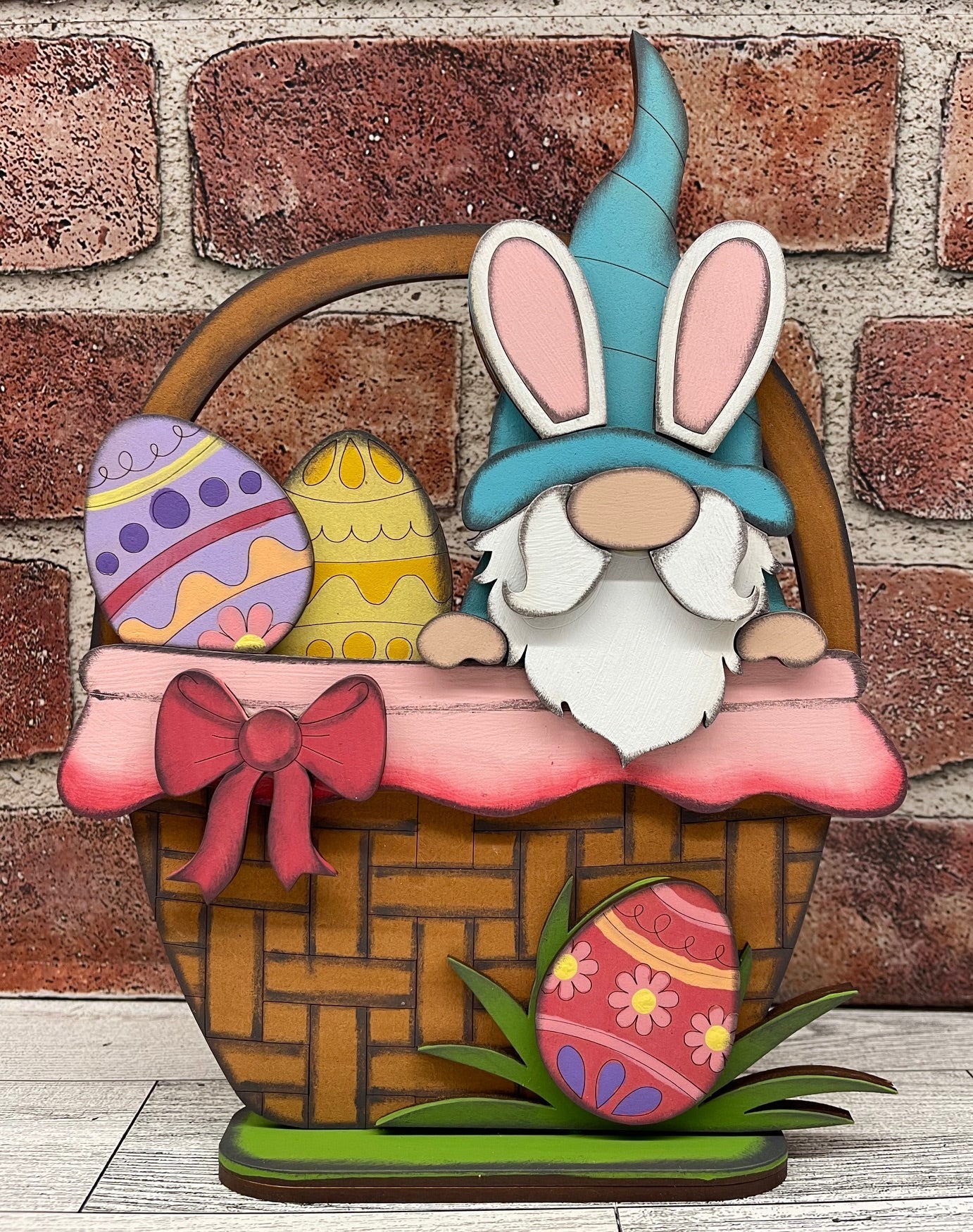 Easter DIY Cutouts – DIY Crafts with Dar