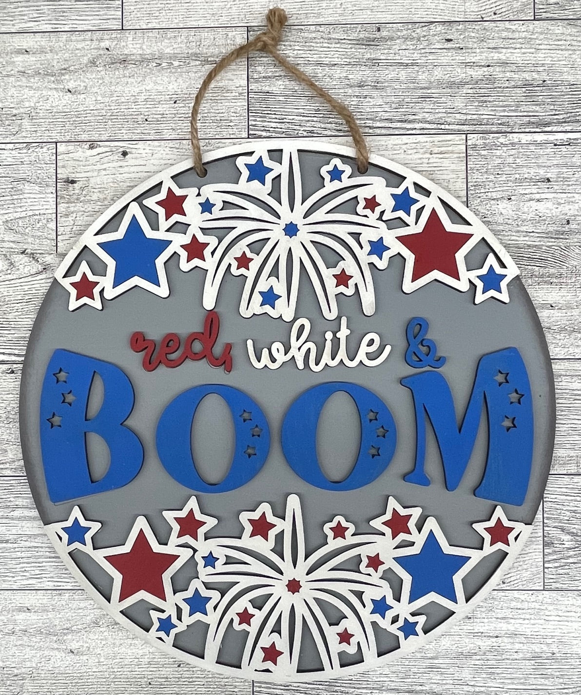 Painted Red, White & Boom Door Sign – DIY Crafts with Dar